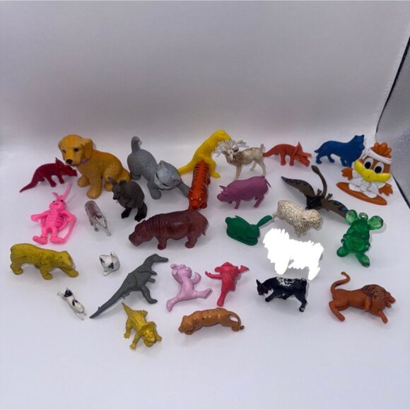 Unbranded | Toys | Lot Of 28 Vintage Mini Toy Animals Bugs Dinosaurs ...